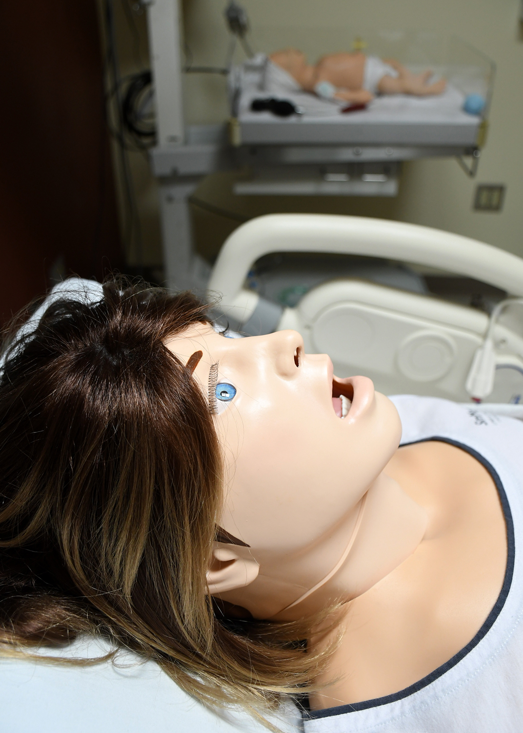 No dummies: Simulators provide realistic patient care training - Fall ...